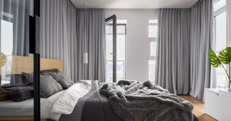 7 Best Steamer for Curtains & Drapes [2024 Update]